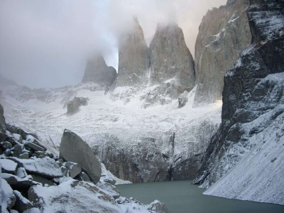 FULL DAY BASE DE LAS TORRES (15 hrs) • Agencia de Turismo Condor Puerto ...